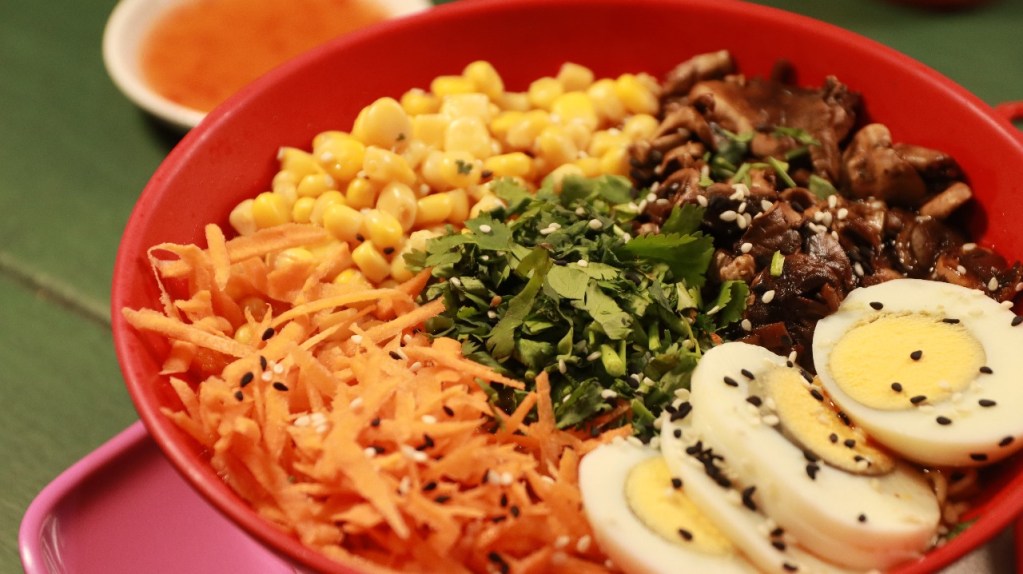 Monchii.Noodle: Un oasis de sabor en Ciudad Manga – ¿Hoy dónde estamos?
