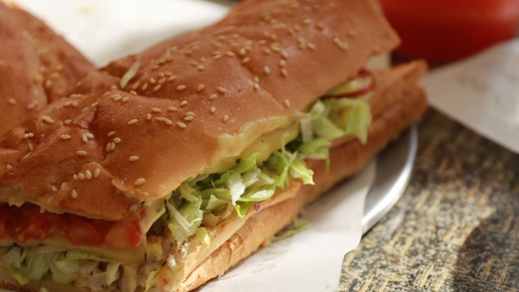 Quiznos: ¡Sándwiches que te dejarán con la boca abierta! – ¿Hoy dónde ...